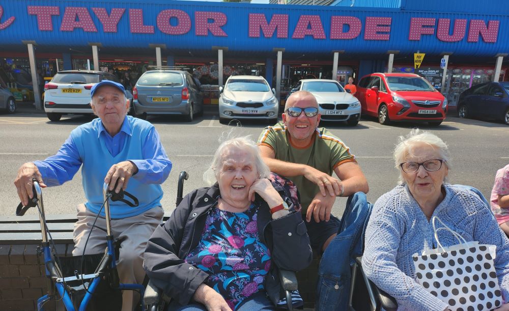 Seaside sunshine for Barnsley care home residents - Hill Care