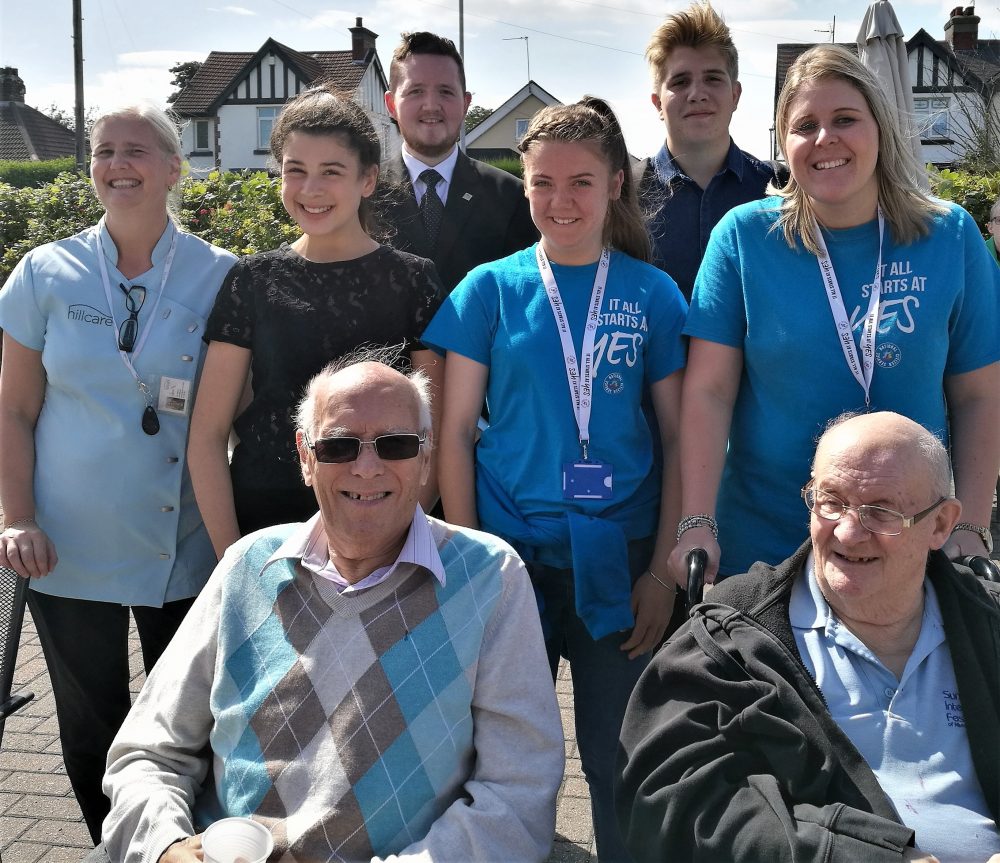 Fun in the summer sun for Hartlepool’s elderly - Hill Care